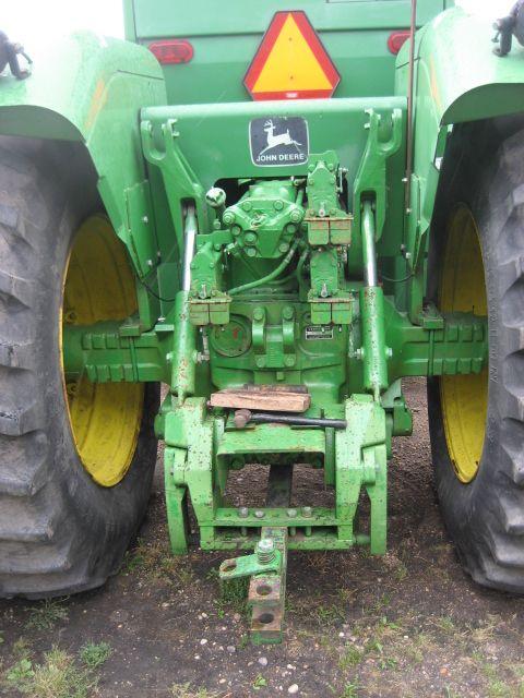 John Deere 8640