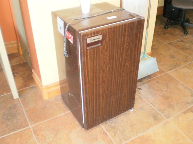 ABSOCOLD MINI REFRIGERATOR