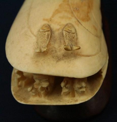 JAPANESE IVORY CLAM SHELL VILLAGE SCENE