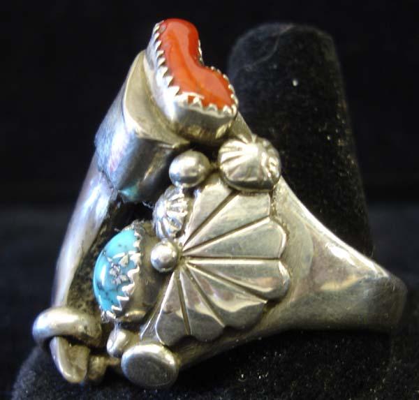 Navajo Sterling Silver Bear Claw Ring by H Smith