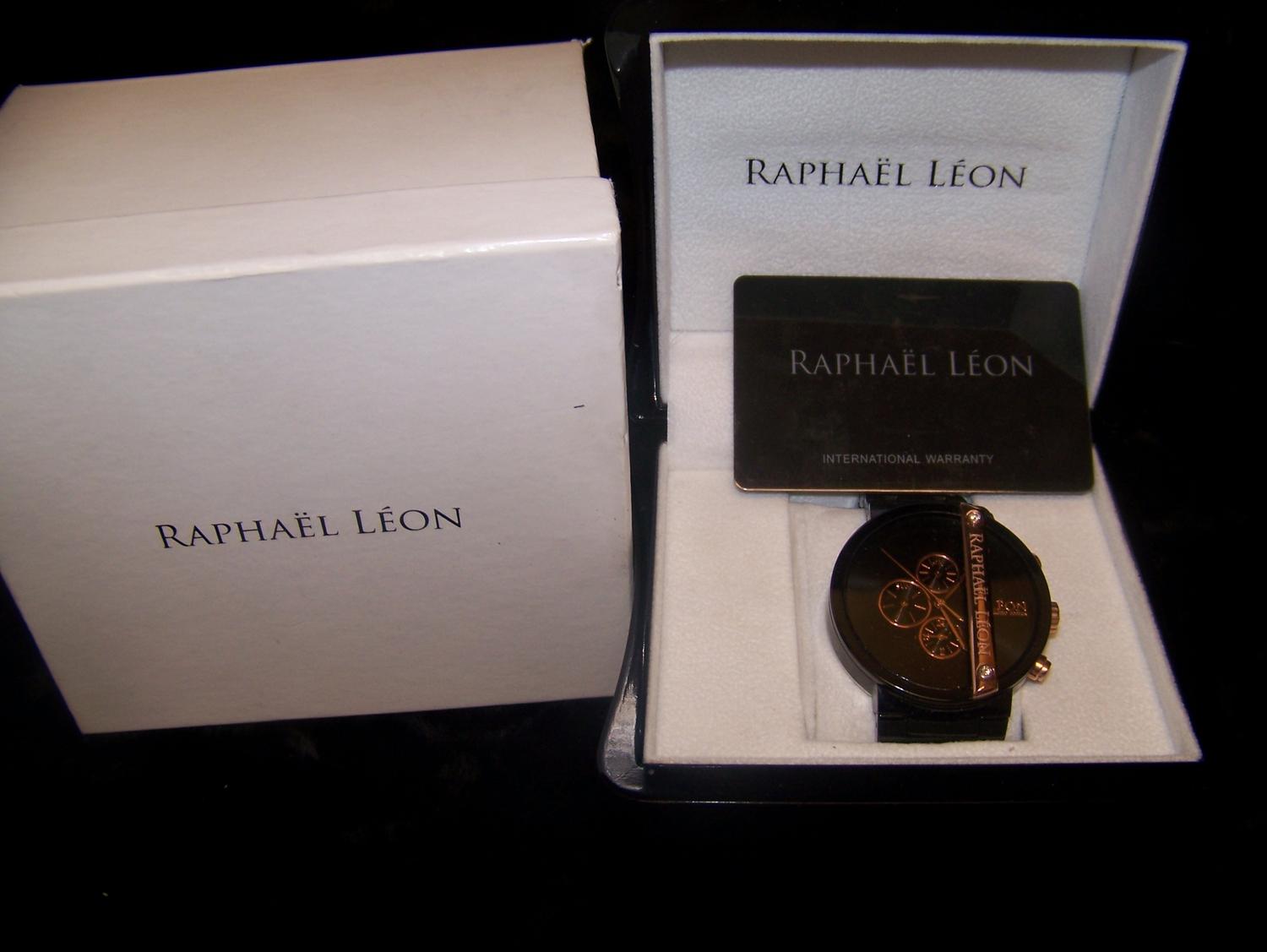 Mens Prodori Raphael Leon time piece in box with Appraisal for $23,599.