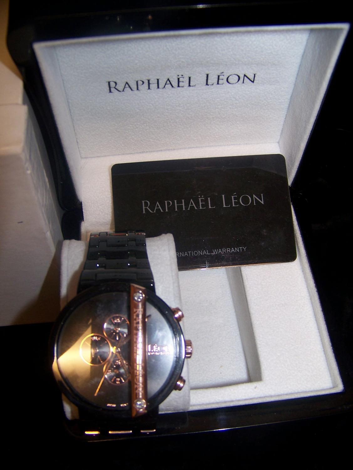 Mens Prodori Raphael Leon time piece in box with Appraisal for $23,599.