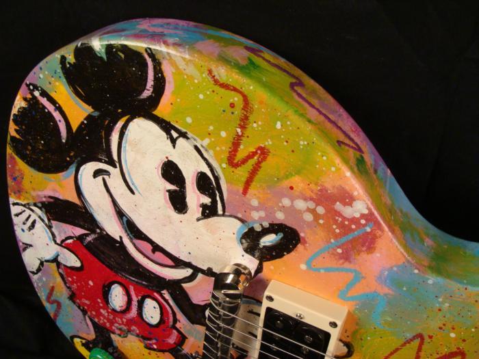 Duerrstein Orig Painted Mickey Mouse Donald Duck Guitar