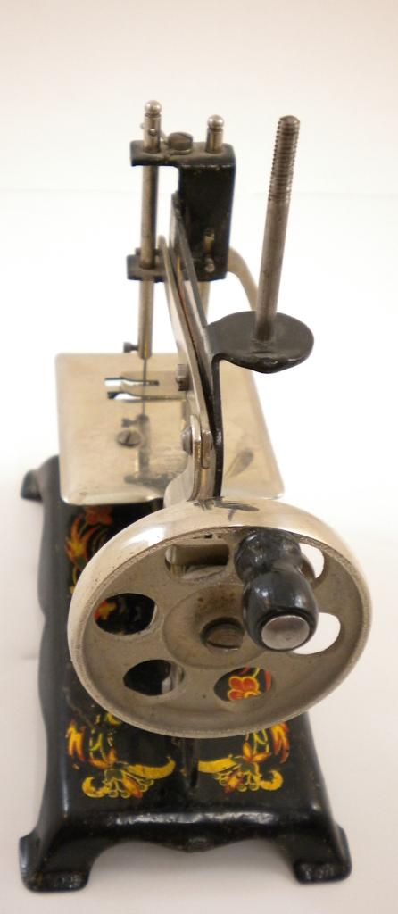 Vintage Toy Sewing Machine