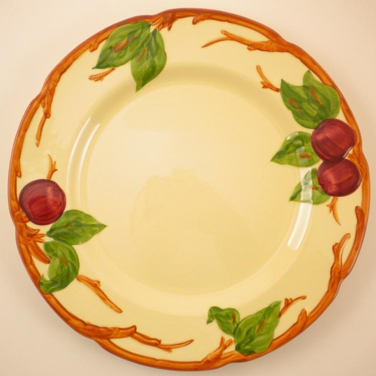 Eight Franciscan Ware Apple Pattern Dinner Plates