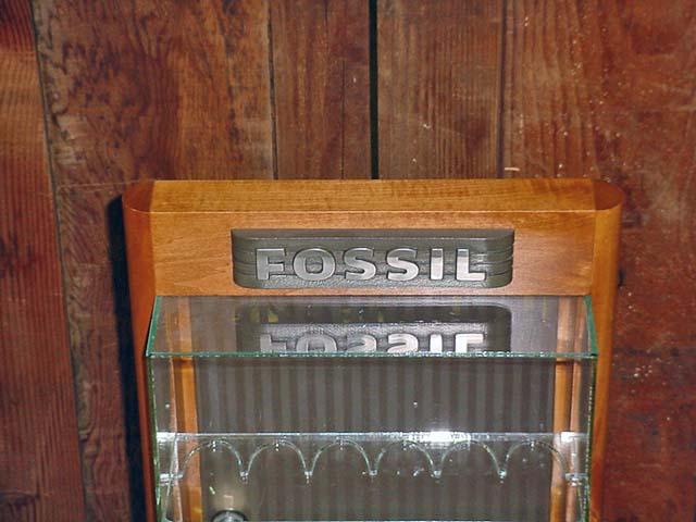 FOSSIL WATCH DISPLAY CASE W/ KEY - Approx. 12.5" w