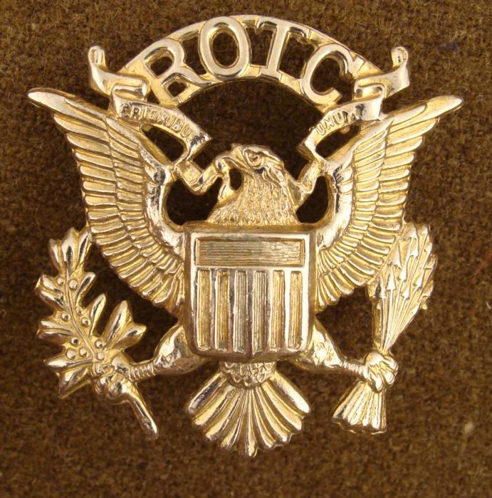 1950S U.S. ROTC VISOR HAT INSIGNIA-SCREW BACK