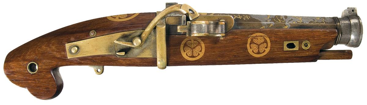 Excellent Japanese Matchlock Pistol with Elaborate Gold and Silver Inlays