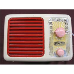Vintage Red/Pink/White Bakelite Small Radio