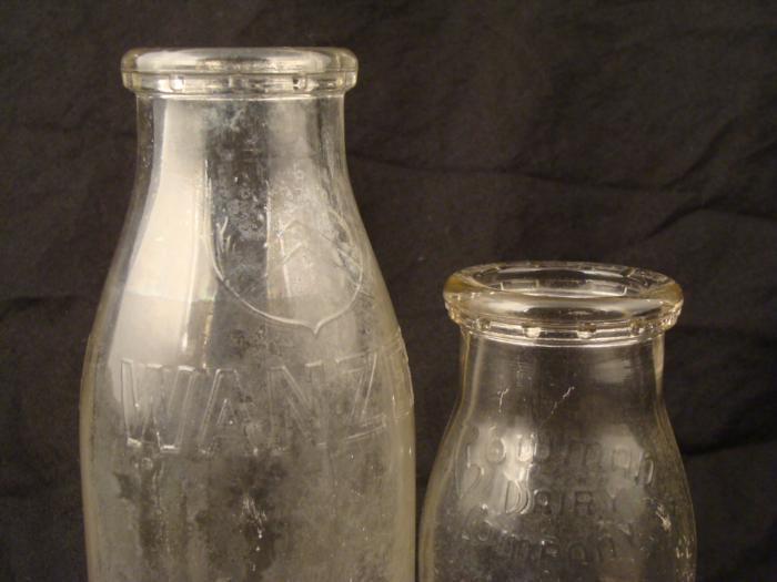 2 Vintage Milk Bottles Wanzer Chicago, Bowman Dairy