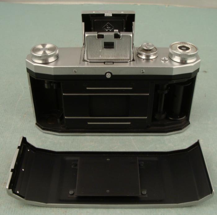 Praktiflex FX 1950s 50mm German SLR Camera w/ Case, Box