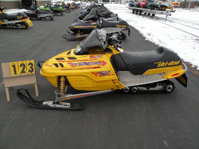 00 Ski Doo MXZ 700 SN# 2BPS1603XYV000373