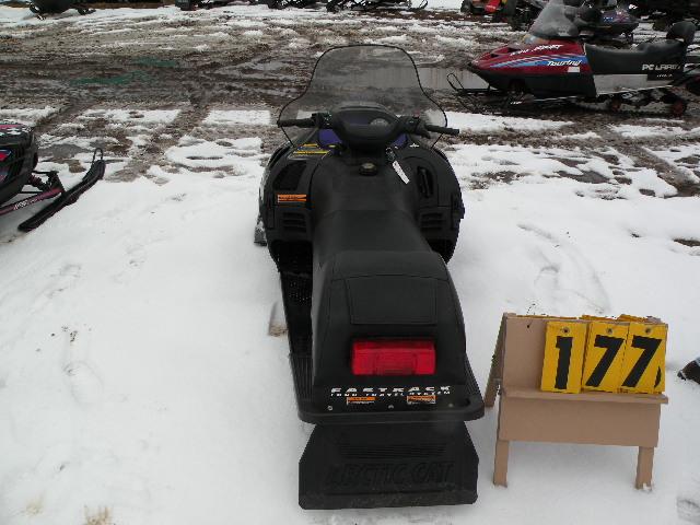 98 Arctic Ct Jag 340 SN# 9806123