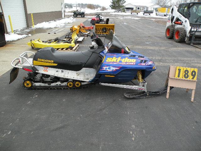 03 Ski Doo Summit 800 SN# 2BPS248363V000031