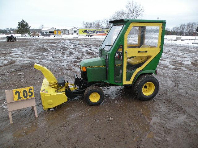 John Deere 445 Lawn Tractor SN# M00445C051523