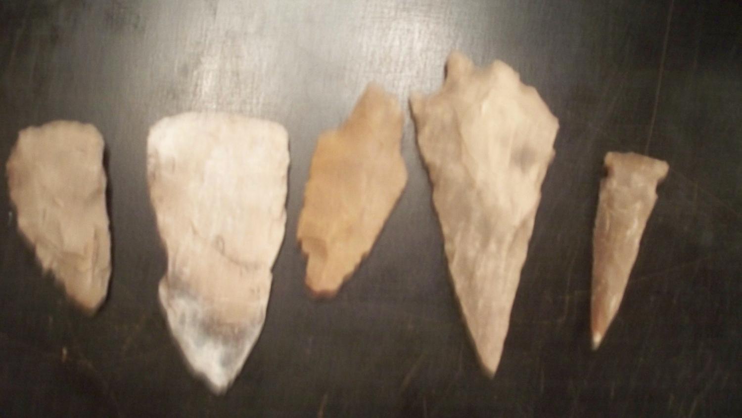 5 Rare Vintage Original Indian Arrowheads