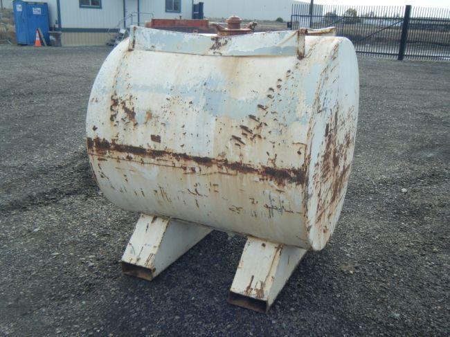 Steel 350 Gallon Storage Tank
