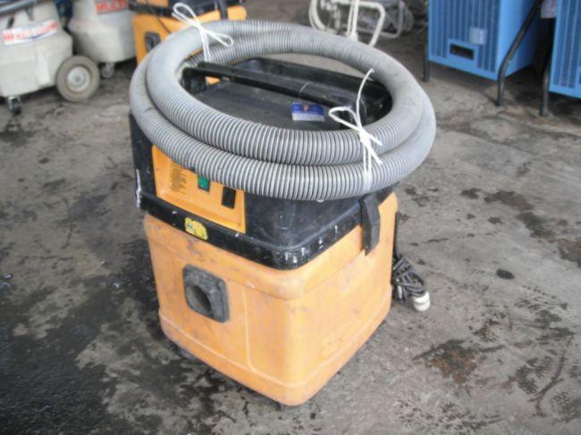 Wap Wet/Dry Vacuum w/ Hose