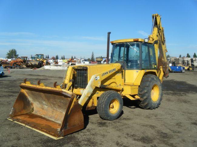 1985 John Deere 710B Loader Backhoe