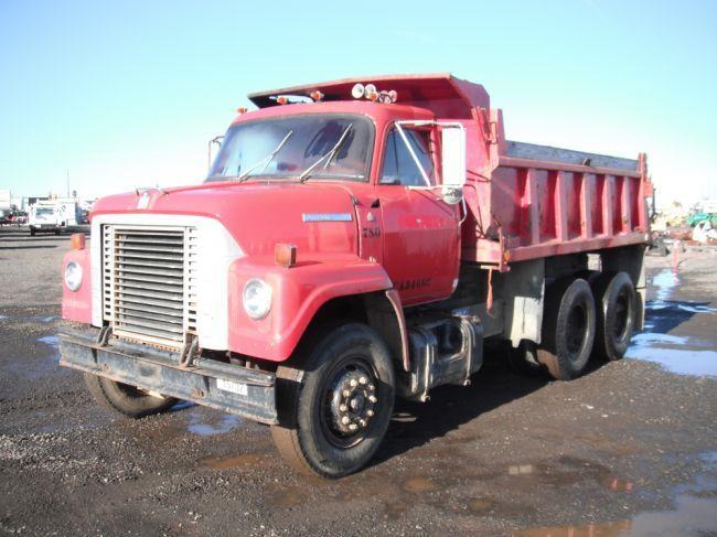 * 1973 International F2050A T/A Dump Truck