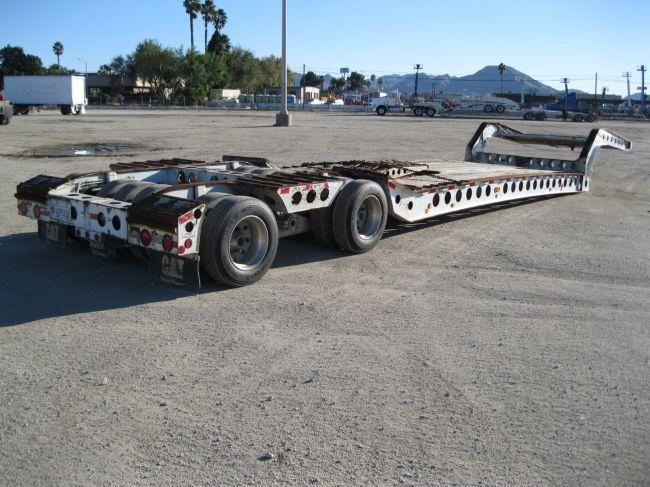 2003 Cozad 16 Wheel Expando Low Bed Trailer