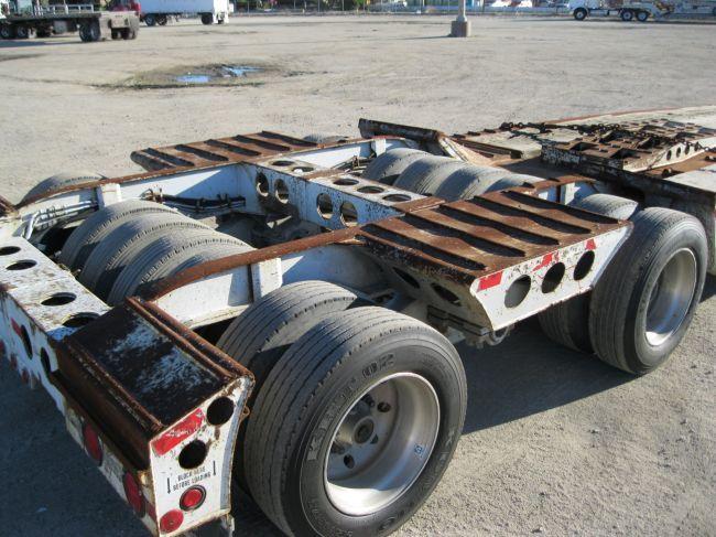 2003 Cozad 16 Wheel Expando Low Bed Trailer
