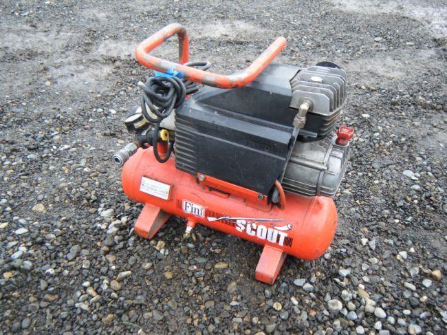 Scout 2.6 Gallon Electric Air Compressor