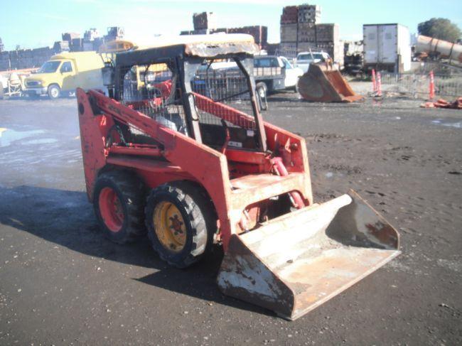 Thomas 133 Skid Steer Loader