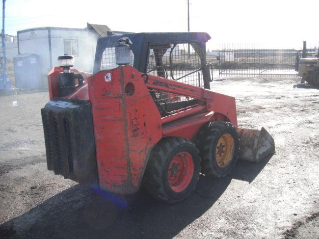 Thomas 133 Skid Steer Loader