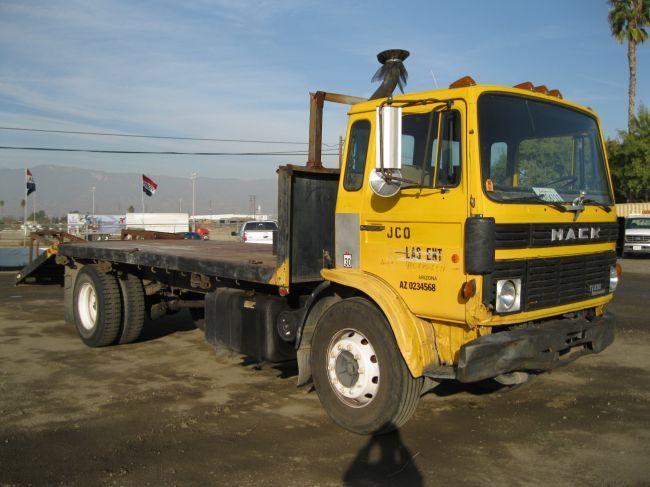 1990 Mack Cab-Over Flatbed Equipment Hauler