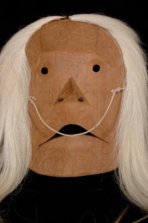 Bella Coola Komokwa Mask by Gene Brabant - Study of an Old Mask in the ...