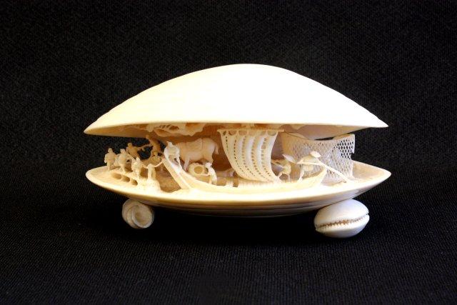 Carved ivory Oriental "Clam Shell"
