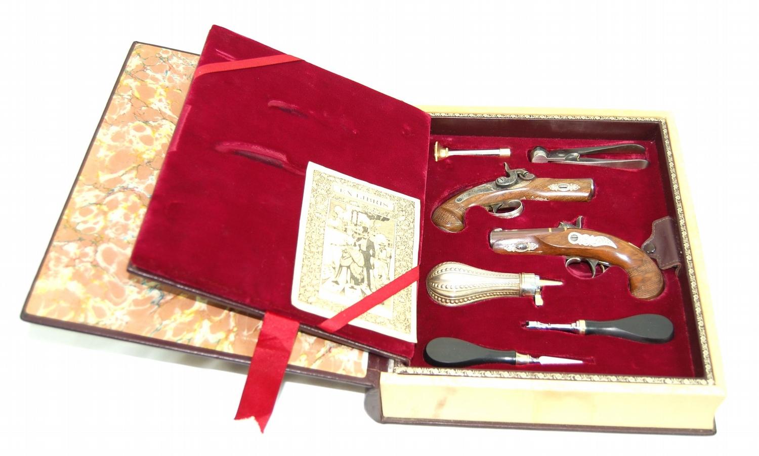 Henry Derringer Commemorative Pistol Boxed Set w/ accoutrements, issued ...