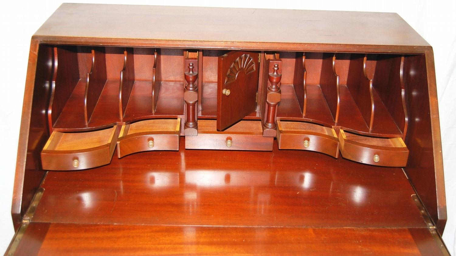 Antique "Maddox Colonial Reproductions" Secretary Desk, Mahogany w ...