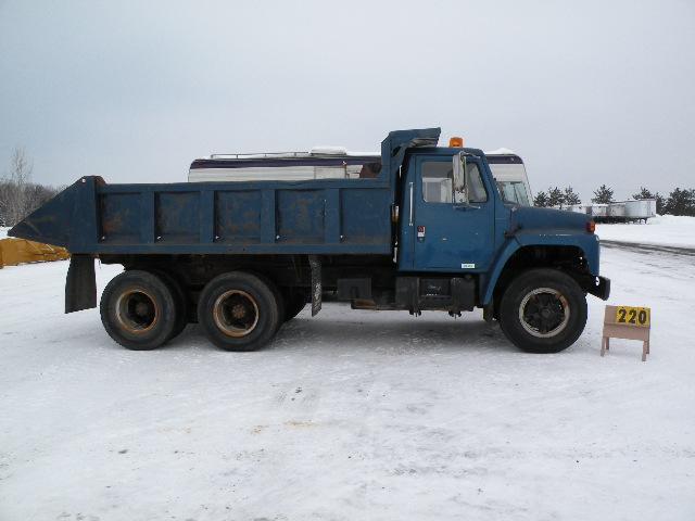 1983 International Dump Truck VIN# 1HPAF19E7DHA29547