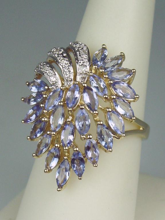 Spectacular 14 karat yellow gold heavy ladies waterfall design ring ...