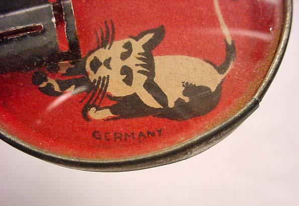VINTAGE GERMAN CAT AND MOUSE DEXTERITY GAME W/ MIR
