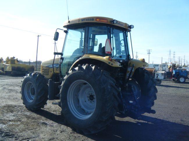 2005 Challenger MT455B 4x4 Ag Tractor