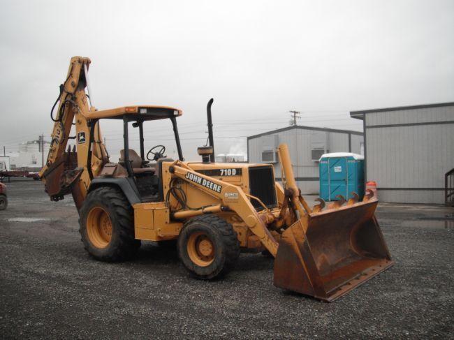 1997 John Deere 710D 4x4 Loader Backhoe