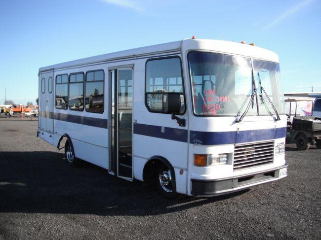 1995 Chevrolet Goshen Coach 22 Passenger S/A Bus