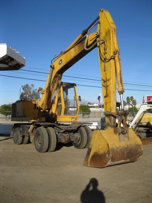 1986 John Deere 595 Wheel Excavator