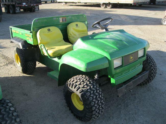 John Deere Gator Utility Cart