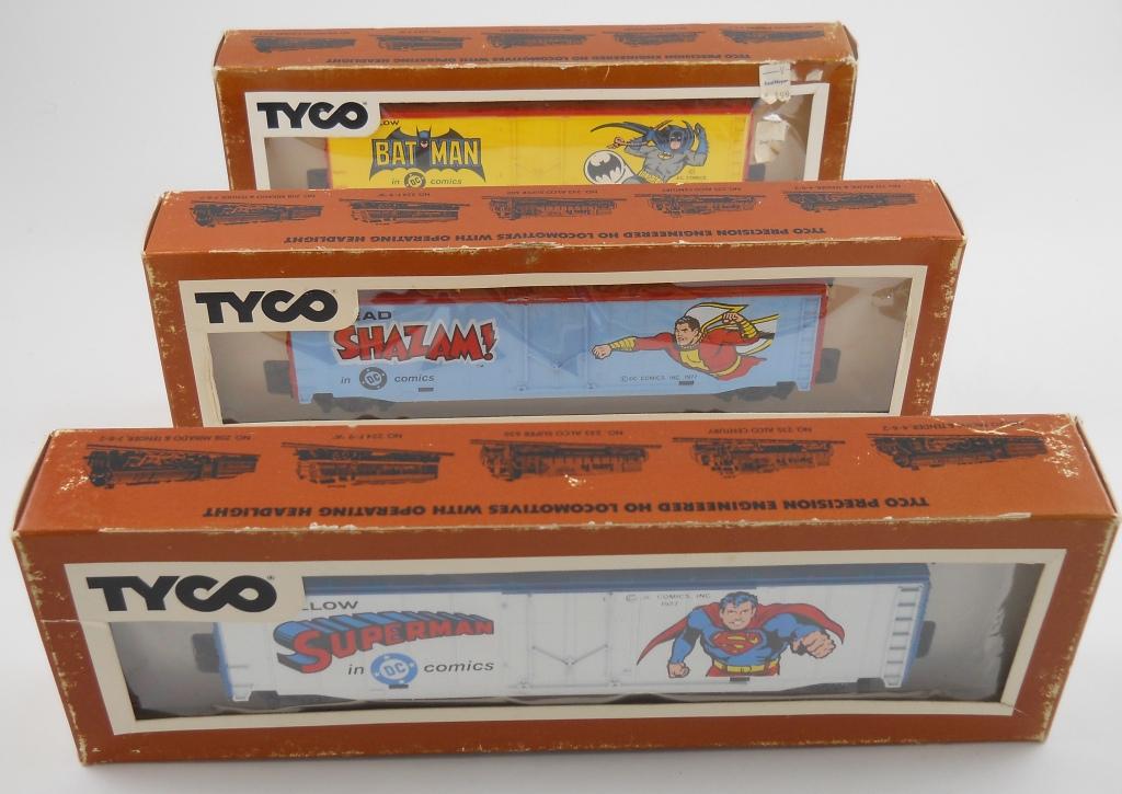1977 HO Tyco Superhero Train Cars
