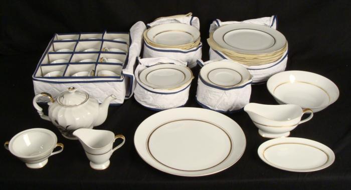 Claridge Marquise China 54 Pc Dinnerware Set for 12 MIJ