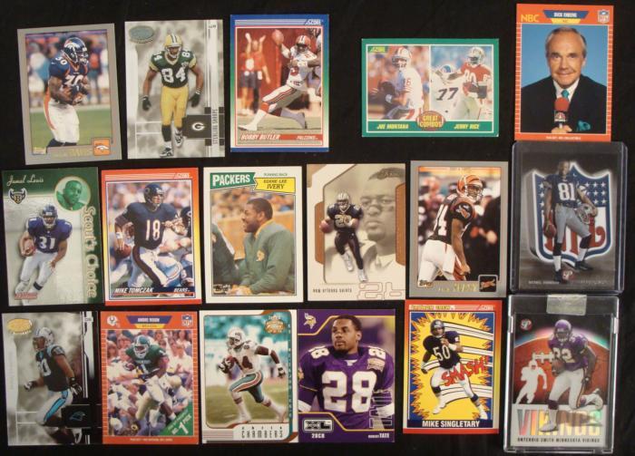 Over 550 NFL Football Cards Early 1980s-2000s