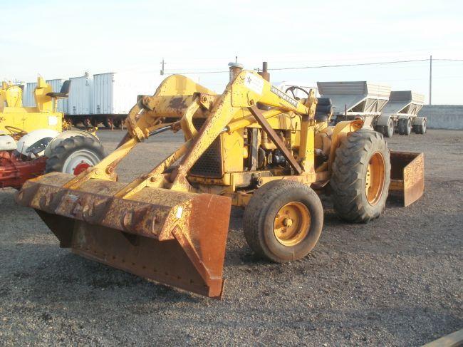 John Deere JD 500-A Skip Loader
