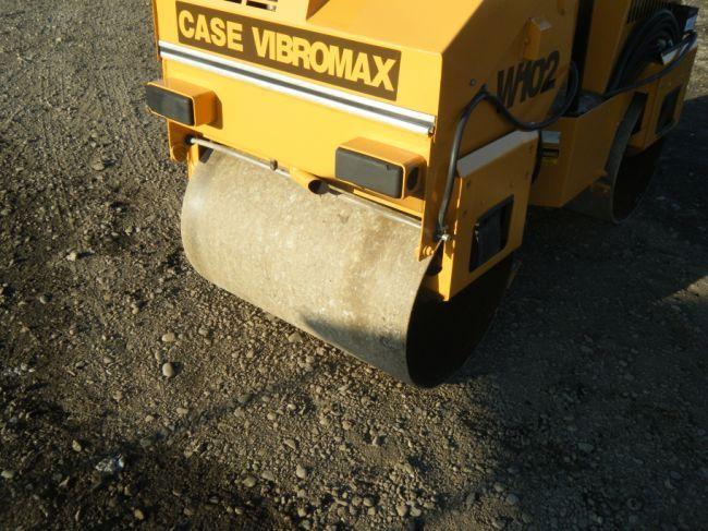 Case Vibromax W102 Double Drum Roller