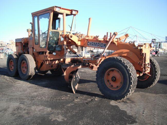 1986 Champion 710A Motor Grader