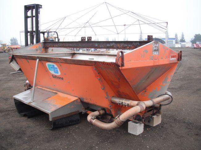 Swenson Spreader S/A 11' V-Box Sand Sprayer