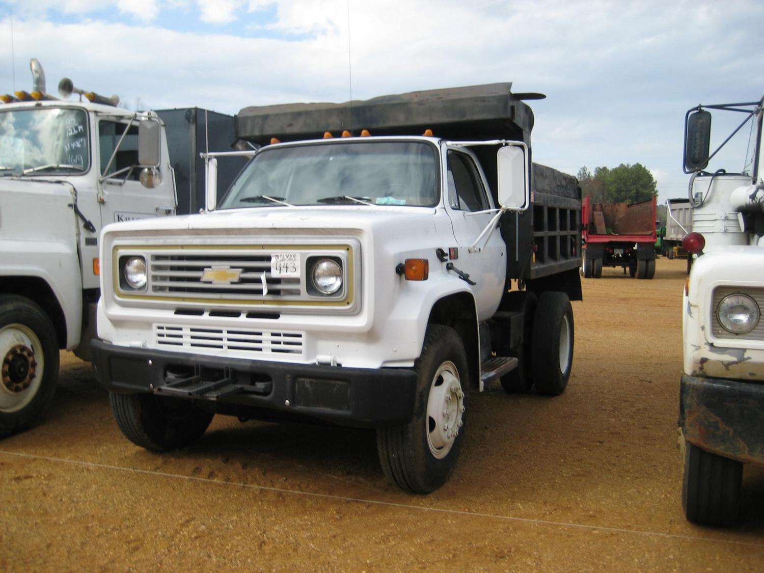 1988 GMC 7000 S/A DUMP - J.M. Wood Auction Company, Inc.